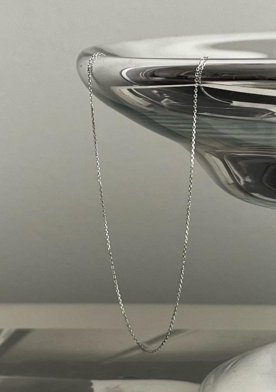 white summer chain– CCNY